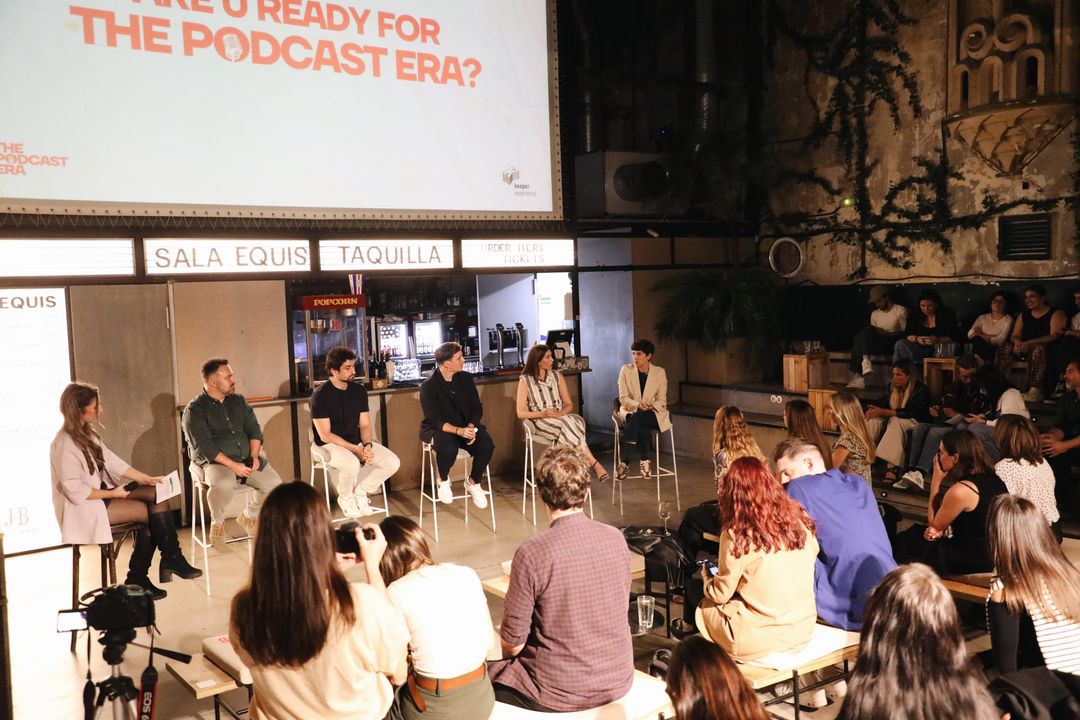 APPLE TREE - AGENCIA DE COMUNICACIÓN ESTRATÉGICA